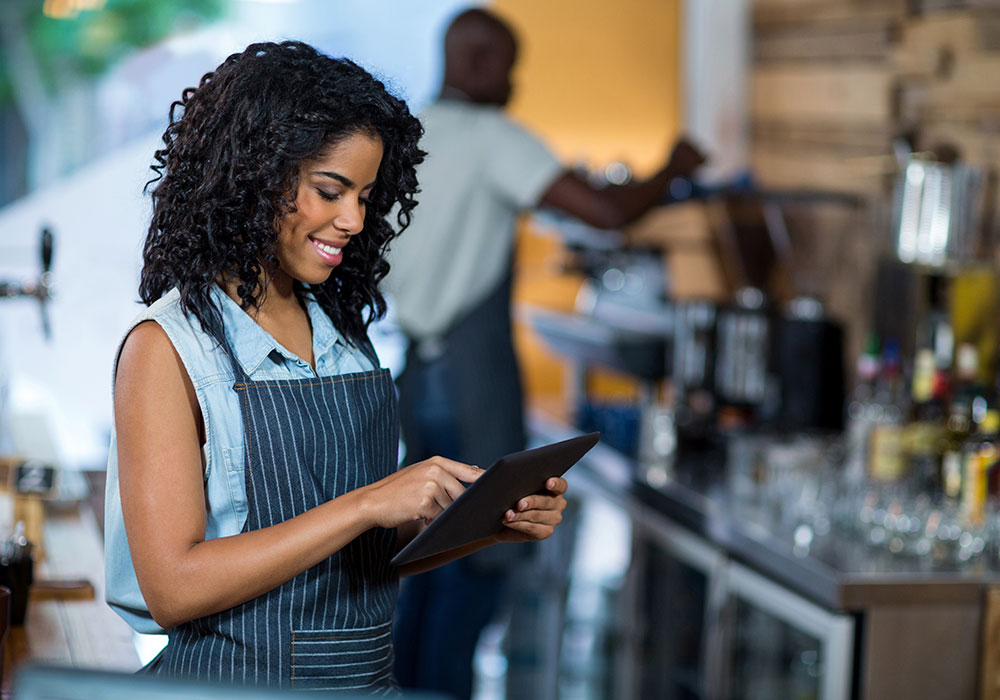 Retail Two Way Radio Hire | 2-Way Radio Systems for Retail Stores